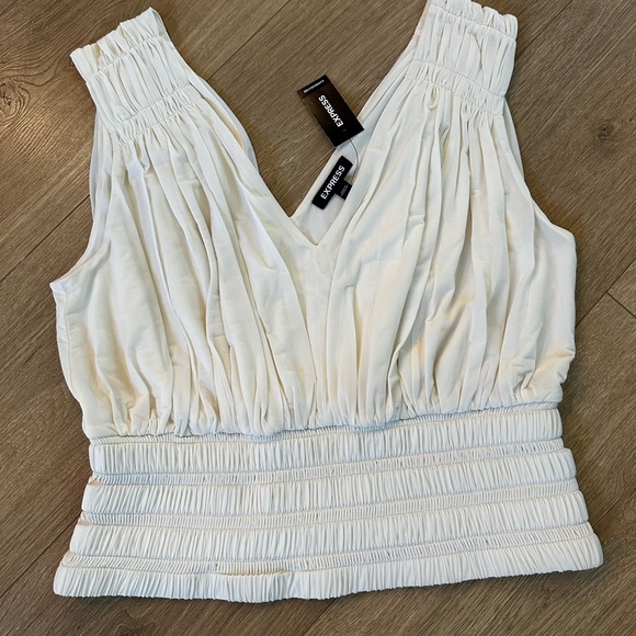 Express | Tops | Vneck Ruched Banded Bottom Tank | Poshmark